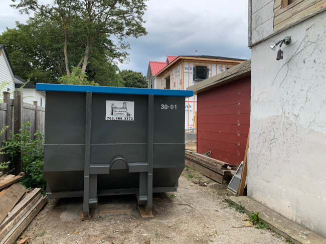 Front-Load Bins, Collingwood, ON | Collingwood Disposal